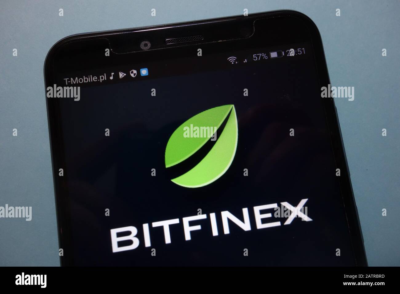 Cryptocurrency trading platform hi-res stock photography and images - Alamy