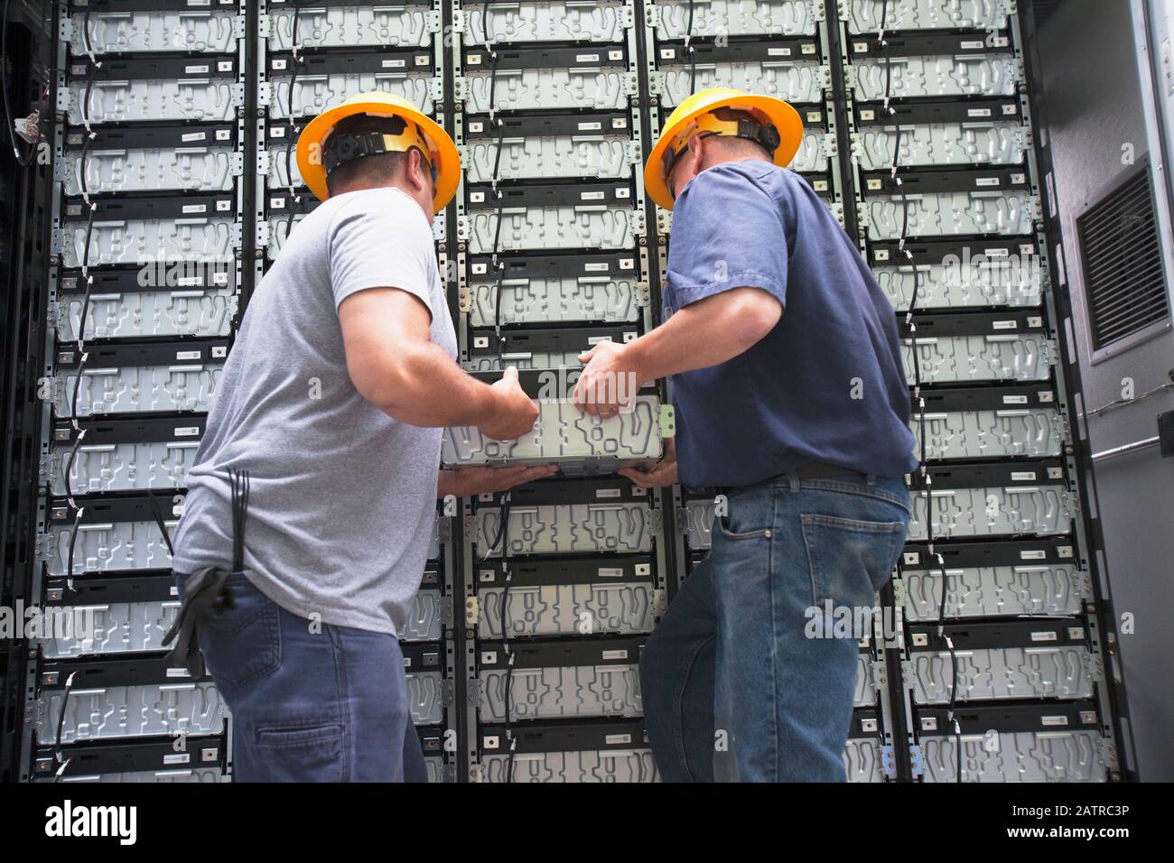 Tradesmen hi-res stock photography and images - Alamy