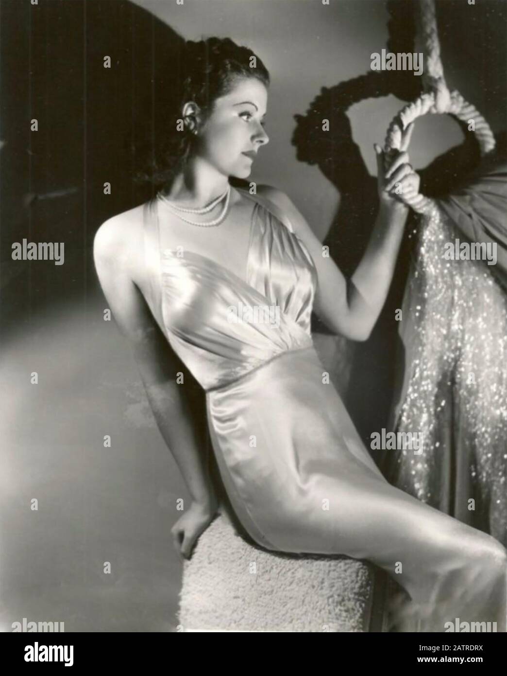 MARGARET LOCKWOOD (1916-1990) English film actress about 1938 Stock Photo - Alamy