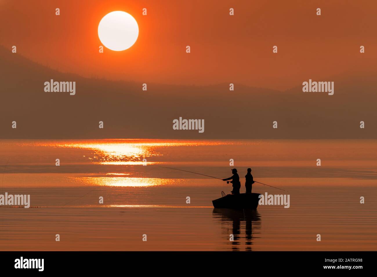 Boat side silhouette hi-res stock photography and images - Alamy