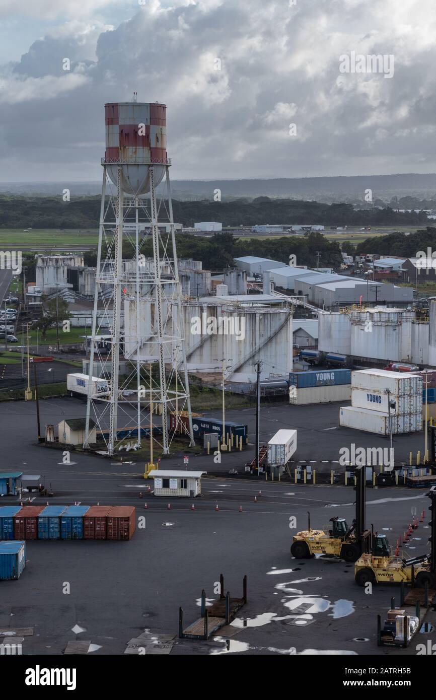 Side tanks hi-res stock photography and images - Alamy