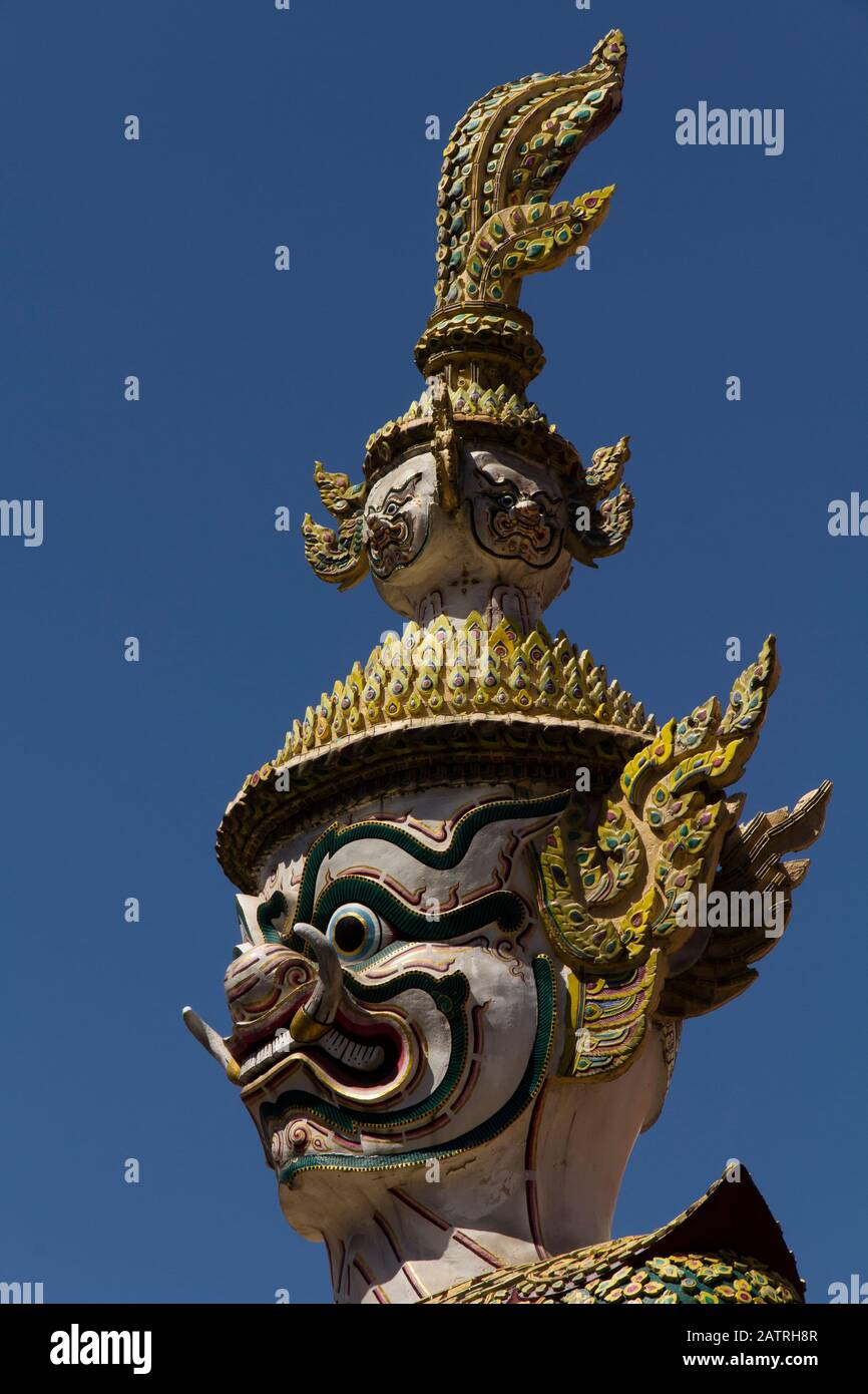 Yaksha statue bangkok hi-res stock photography and images - Alamy