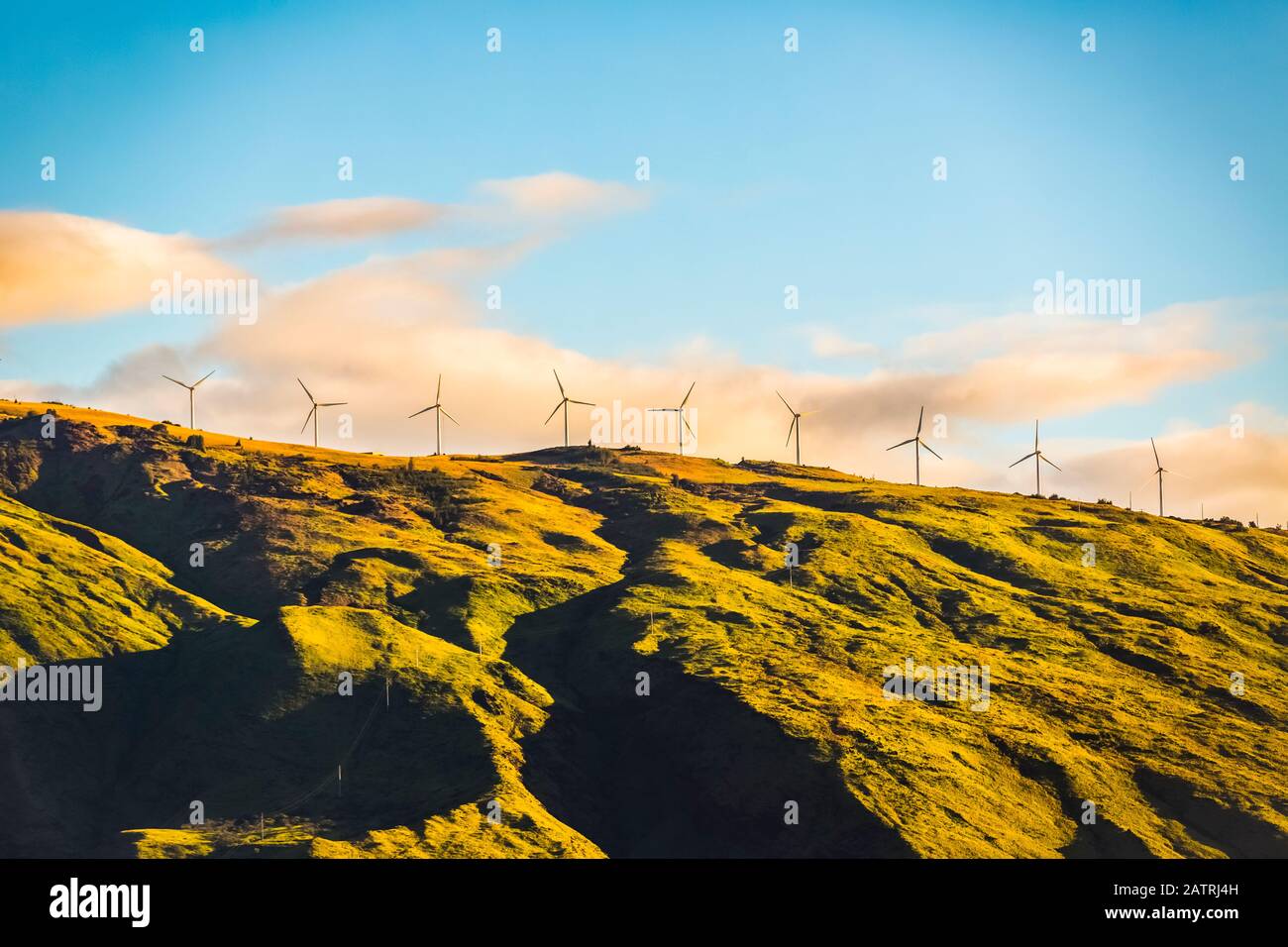 Hawaii wind farm hi-res stock photography and images - Alamy