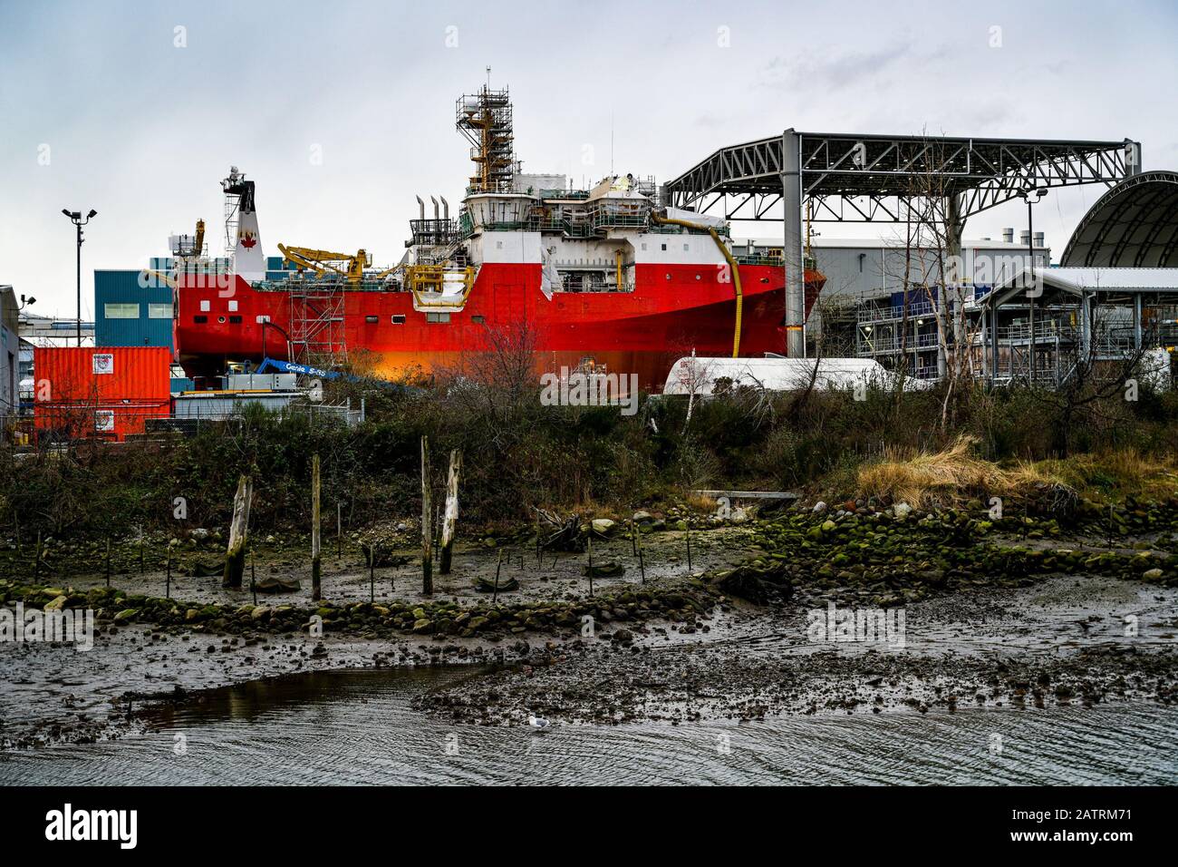 Canadian Coastguard vessel, Seaspan Shipyard, Vancouver Shipyards ...