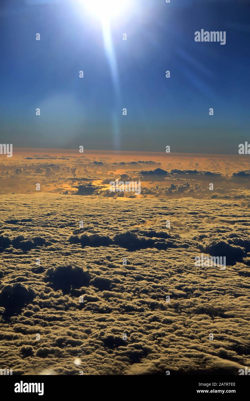 Window seat, a flight in the sunset Stock Photo - Alamy