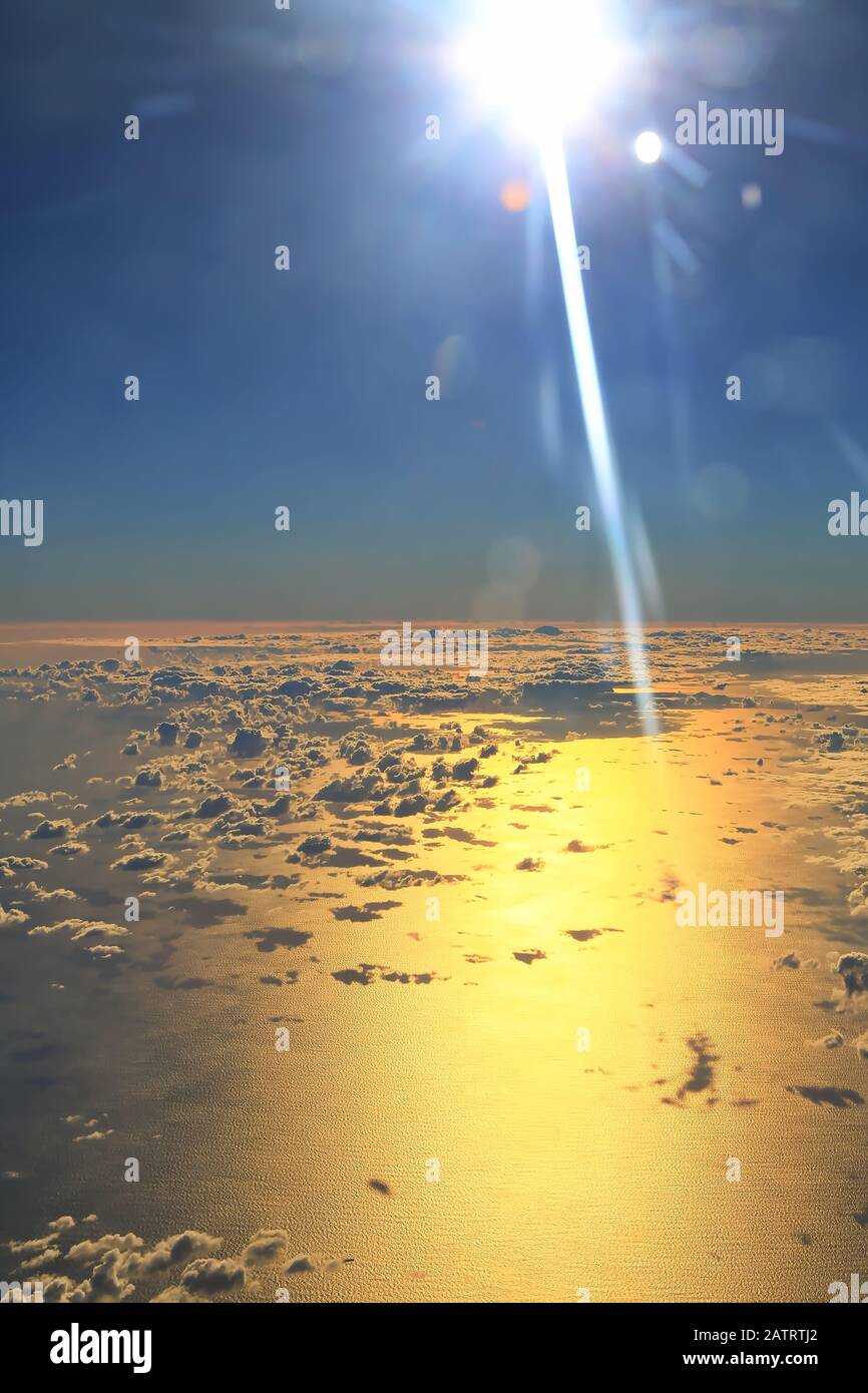 Window seat, a flight in the sunset Stock Photo - Alamy