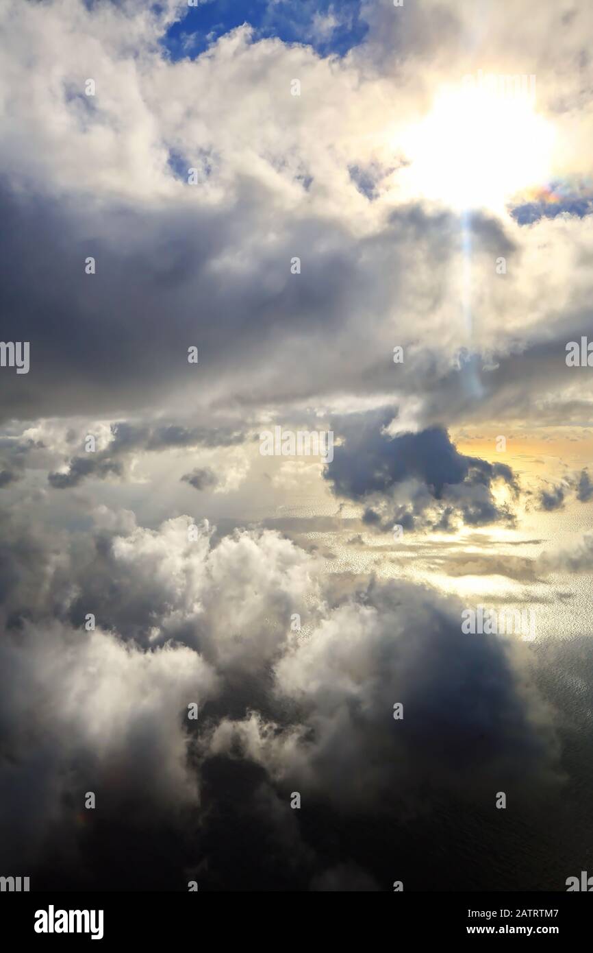 Window seat, a flight in the sunset Stock Photo - Alamy