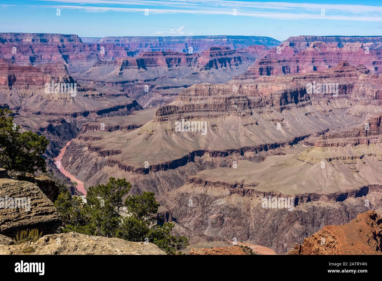 Views of the Grand Canyon from Mohave Point, with a glimpse of the ...