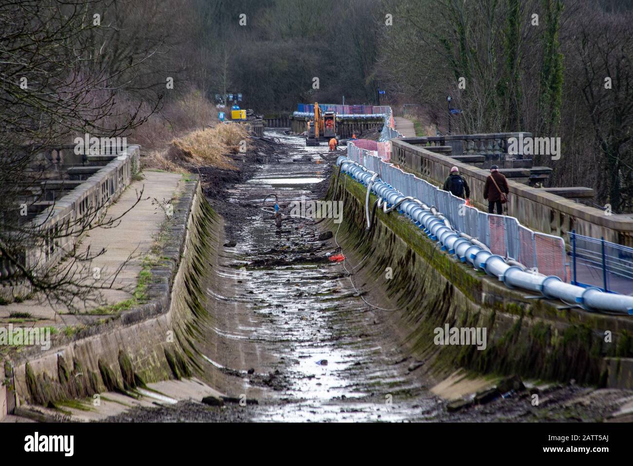 200 year old embankment hi-res stock photography and images - Alamy