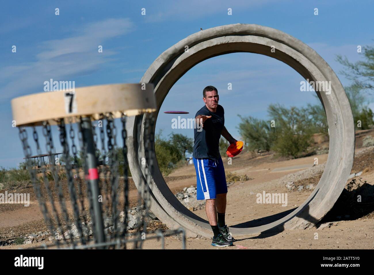 A man plays frisbee golf in Phoenix, Arizona Stock Photo - Alamy