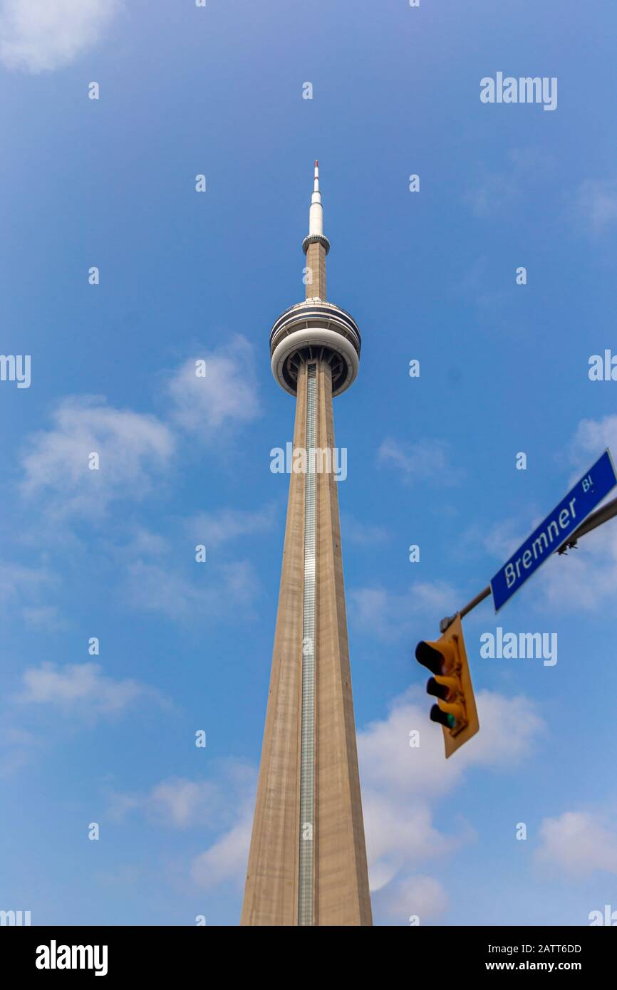 Toronto cn tower observation hi-res stock photography and images - Alamy