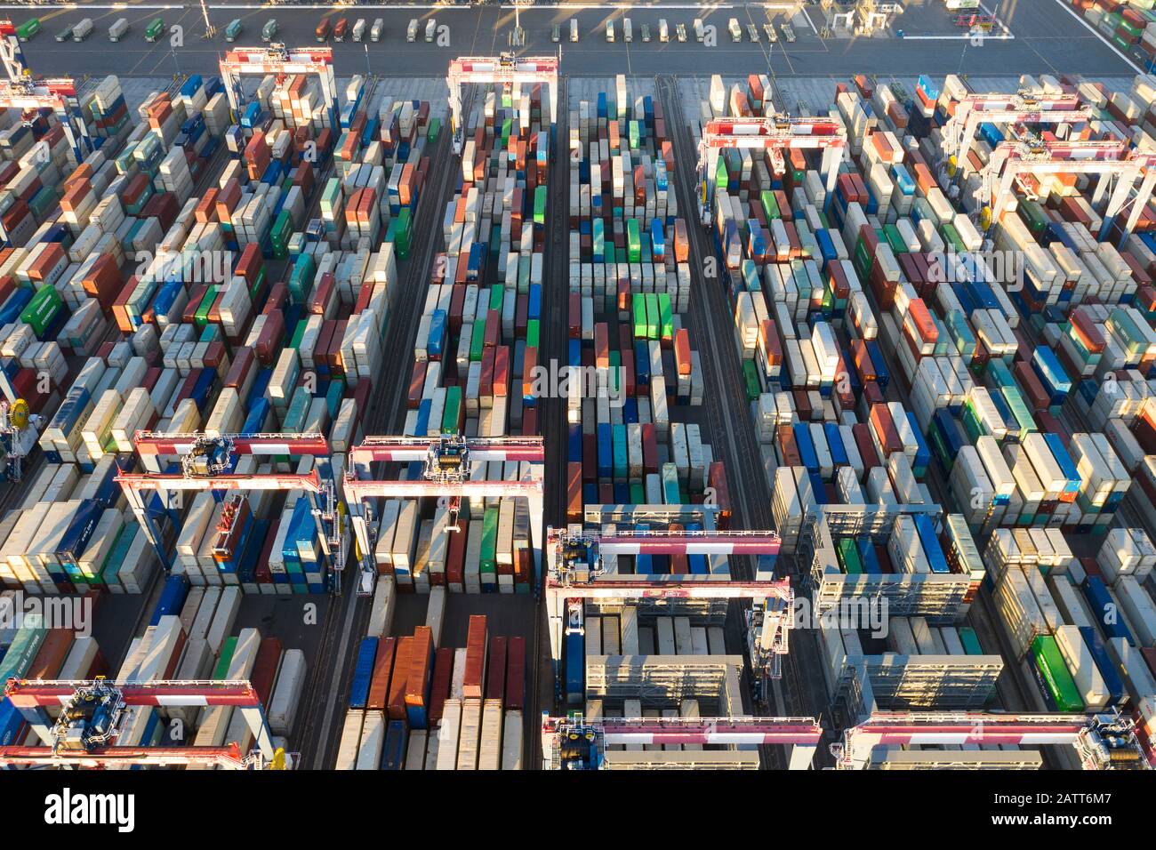 Port of Long Beach and Los Angeles Container Yard Stock Photo - Alamy