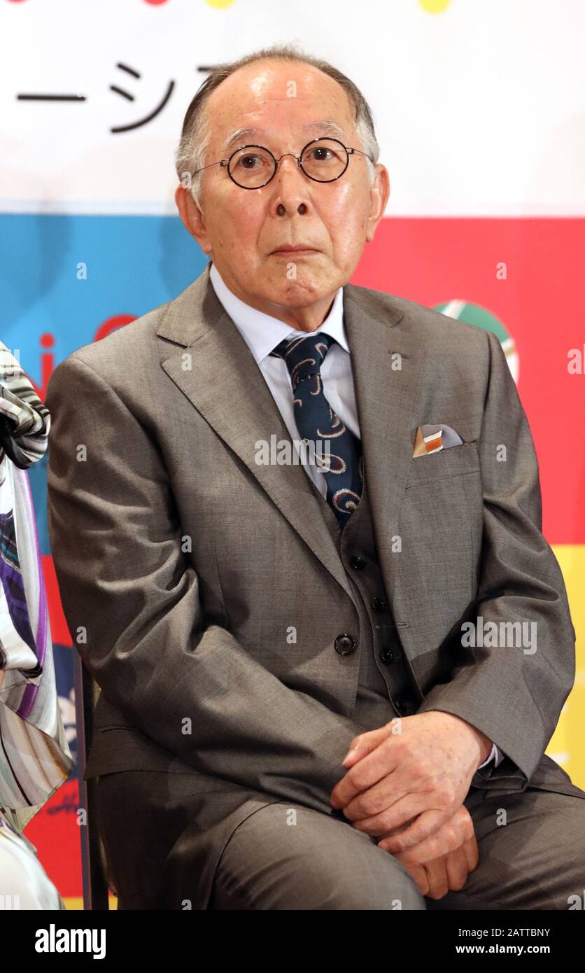 Tokyo, Japan. 4th Feb, 2020. Japanese actor Isao Hashizume announces he ...