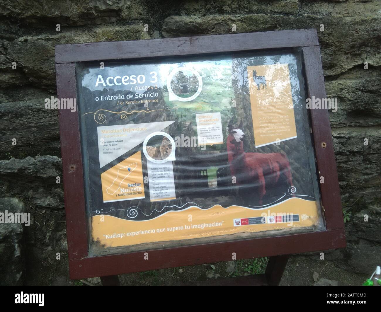 Informative guide hi-res stock photography and images - Alamy