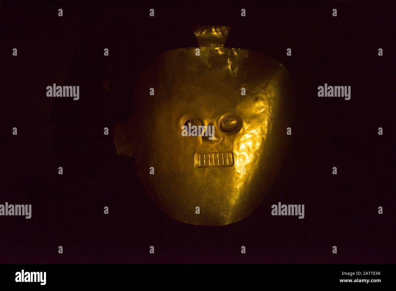 Gold mask museo del oro hi-res stock photography and images - Alamy