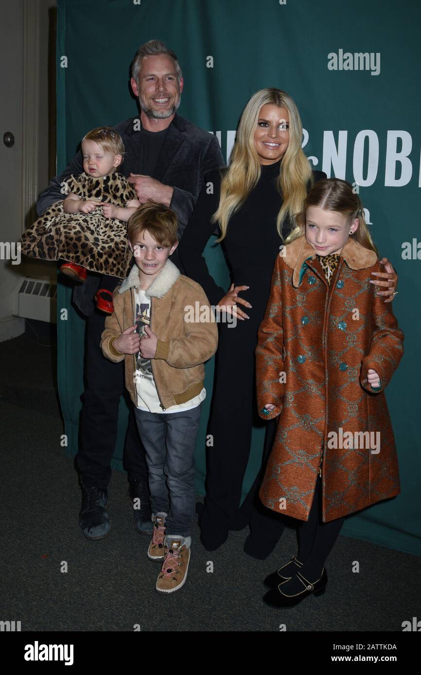 Eric maxwell johnson hi-res stock photography and images - Alamy