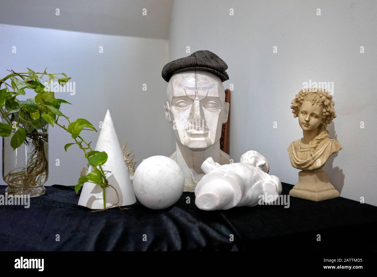 Objects at display hi-res stock photography and images - Alamy