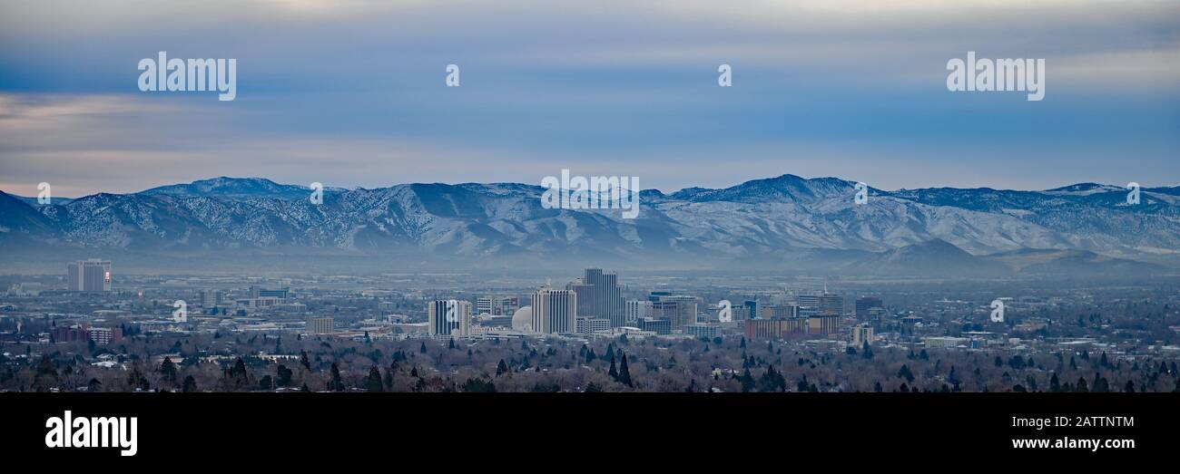Reno nevada skyline hi-res stock photography and images - Alamy