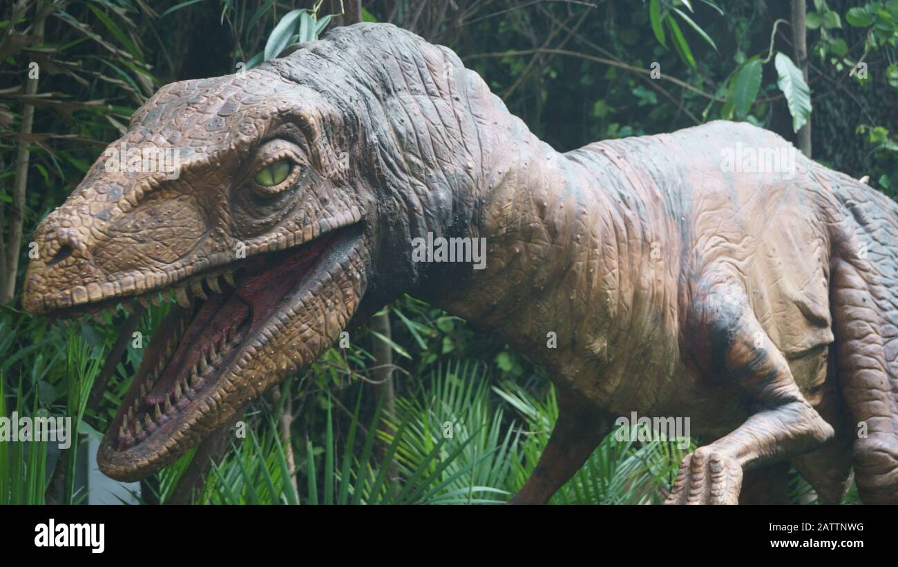 Replica dinosaur hi-res stock photography and images - Alamy