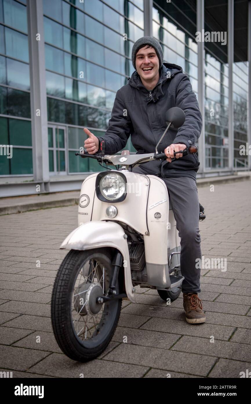 Bremen, Germany. 30th Jan, 2020. Martin Klein is sitting on his ...