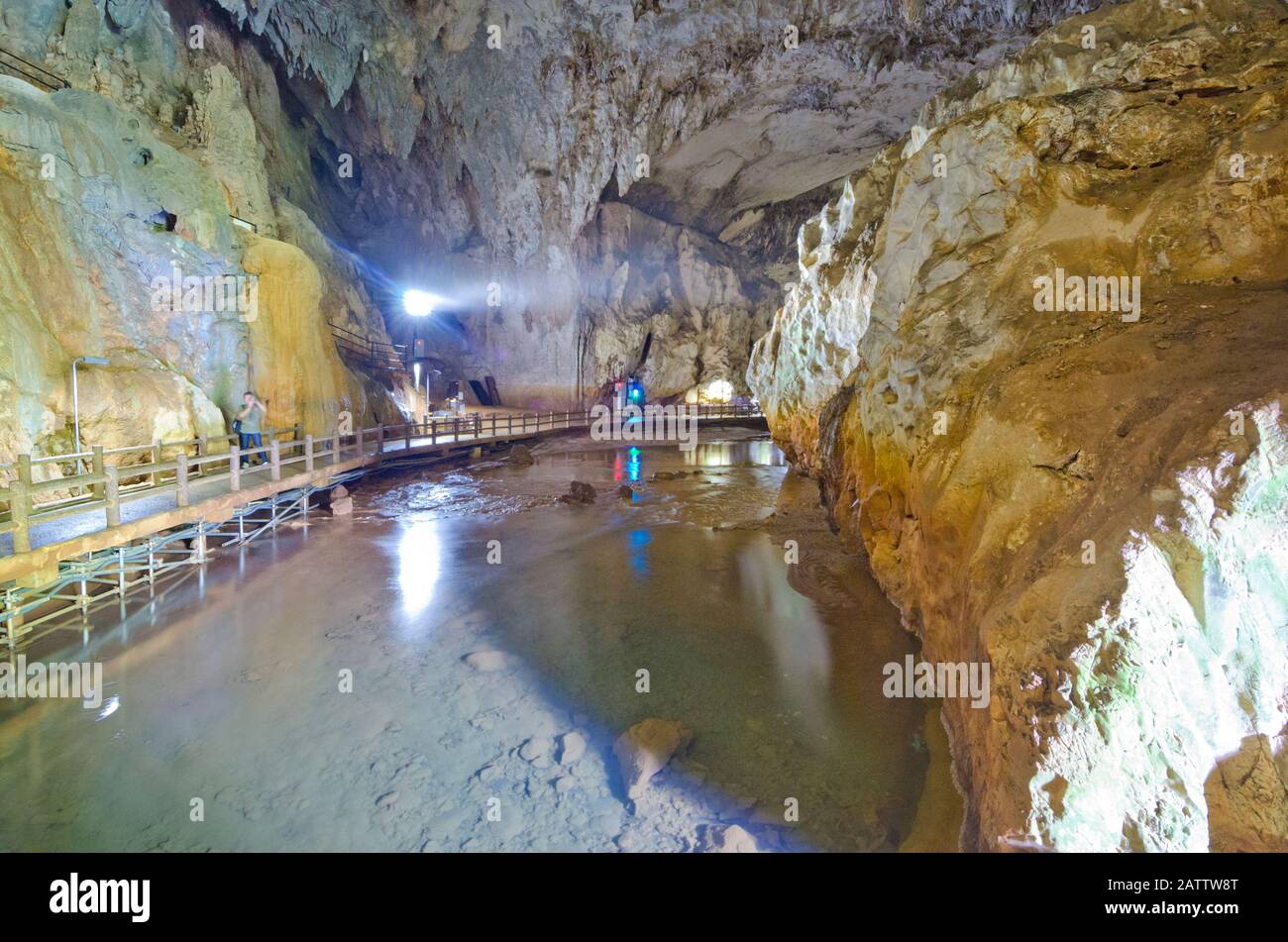 Akiyoshi cave in Mine town, Yamaguchi, Japan Stock Photo - Alamy
