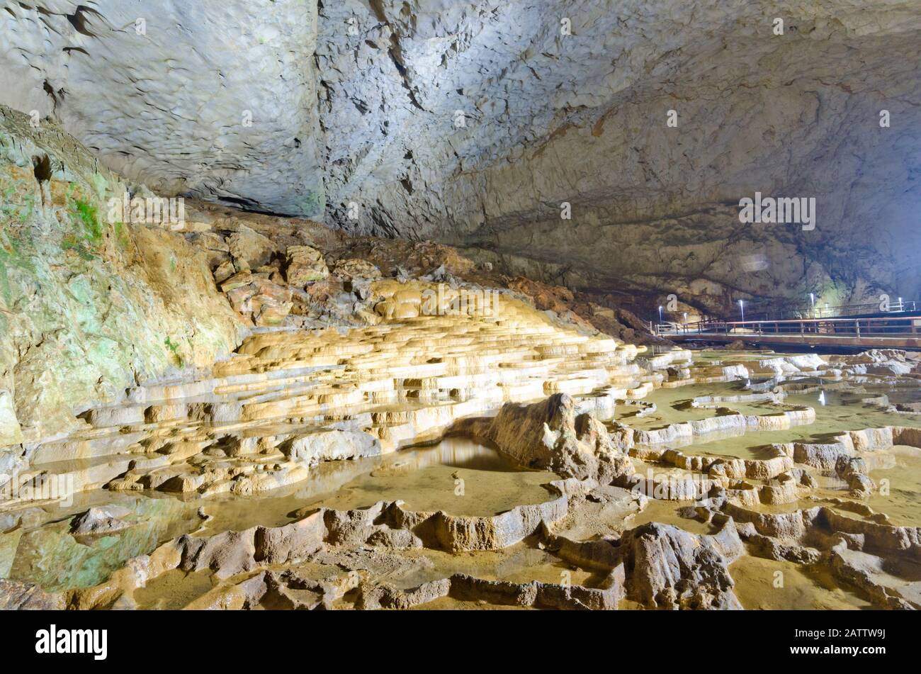 Akiyoshi cave in Mine town, Yamaguchi, Japan Stock Photo - Alamy