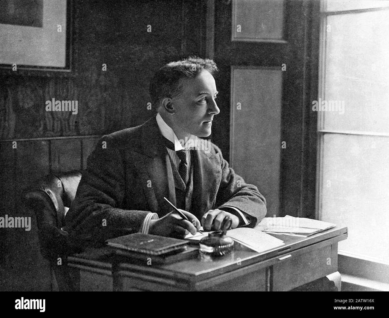 EDWARD GERMAN (1862-1936) English composer about 1900 Stock Photo - Alamy