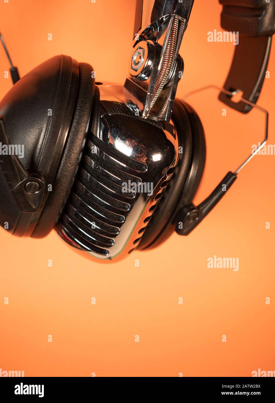 Audiofile hi-res stock photography and images - Alamy