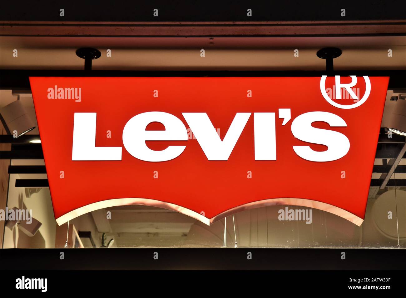 Levis symbol hi-res stock photography and images - Alamy