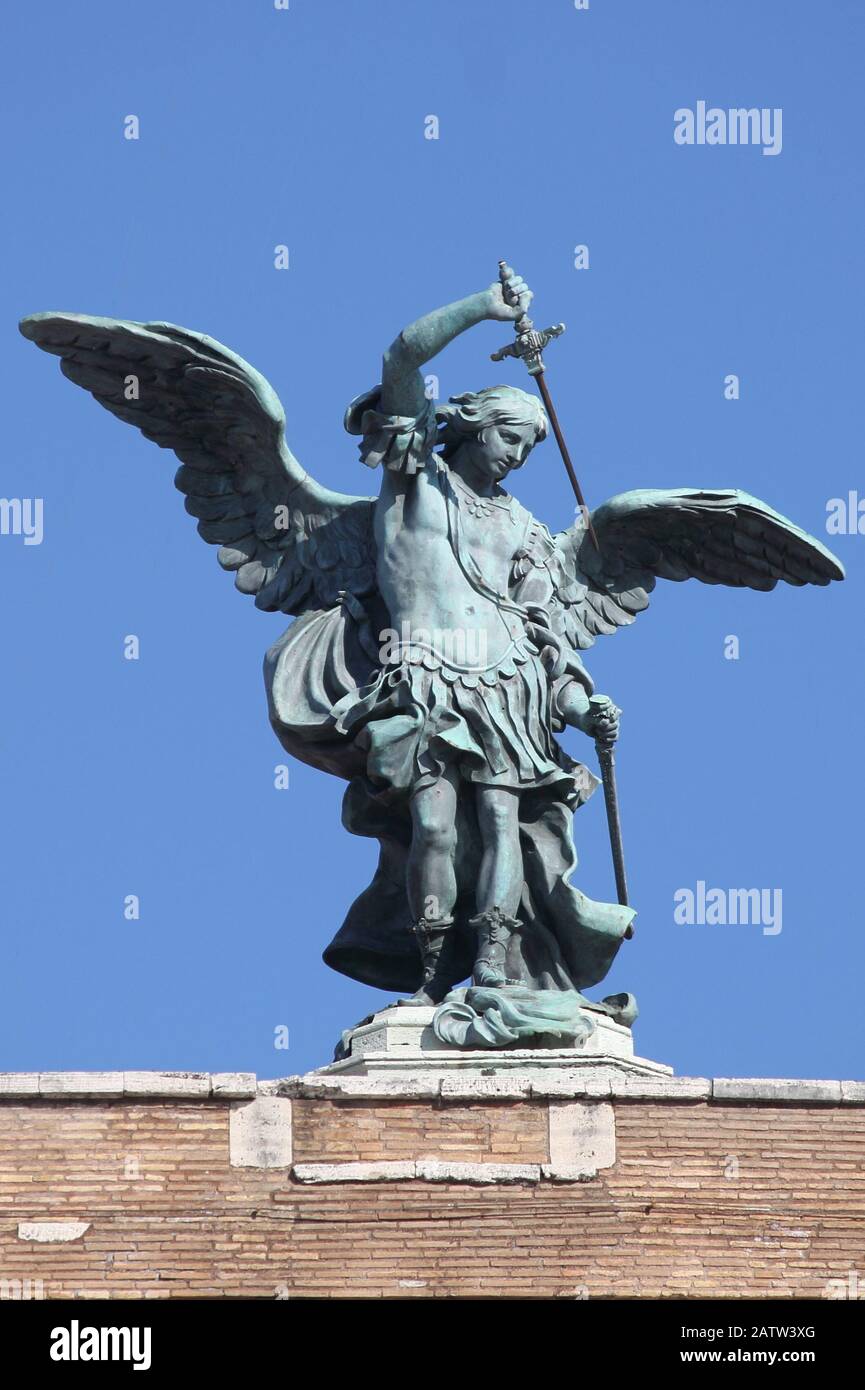 Saint michael archangel statue hi-res stock photography and images - Alamy