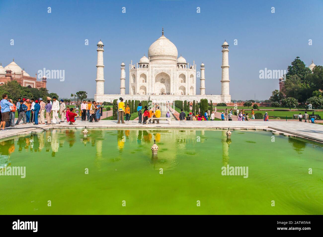 Taj Mahal, white marble mausoleum, built by Shah Jahan, Indian Mughal ...