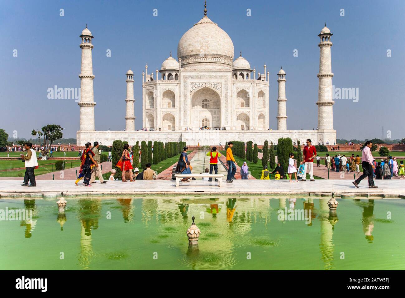Taj Mahal, white marble mausoleum, built by Shah Jahan, Indian Mughal ...