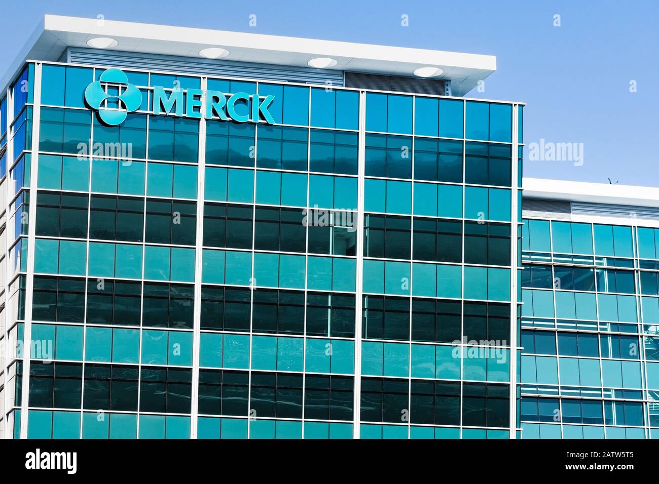 American pharmaceutical corporation hi-res stock photography and images ...