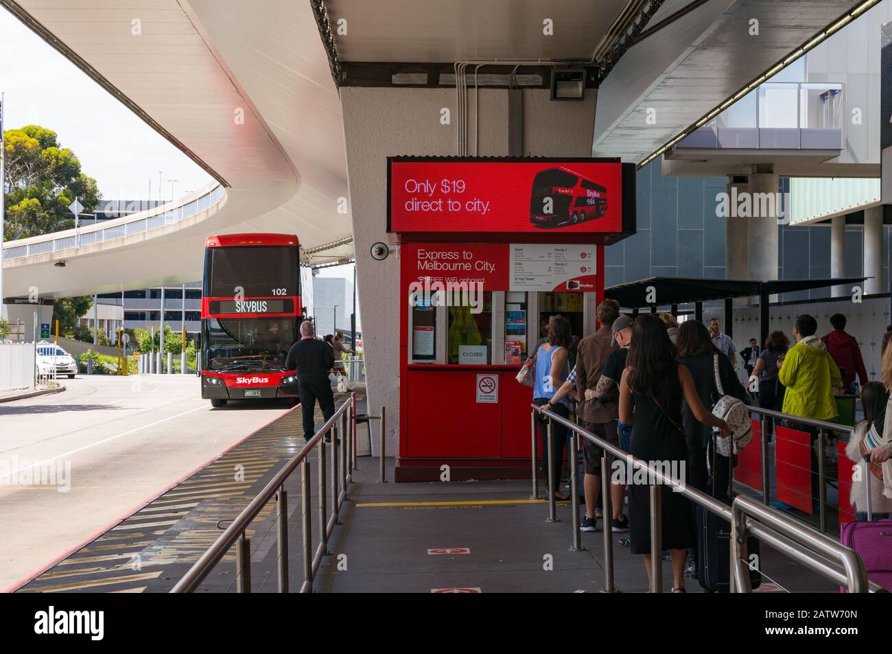 Bus stop queue australia hi-res stock photography and images - Alamy
