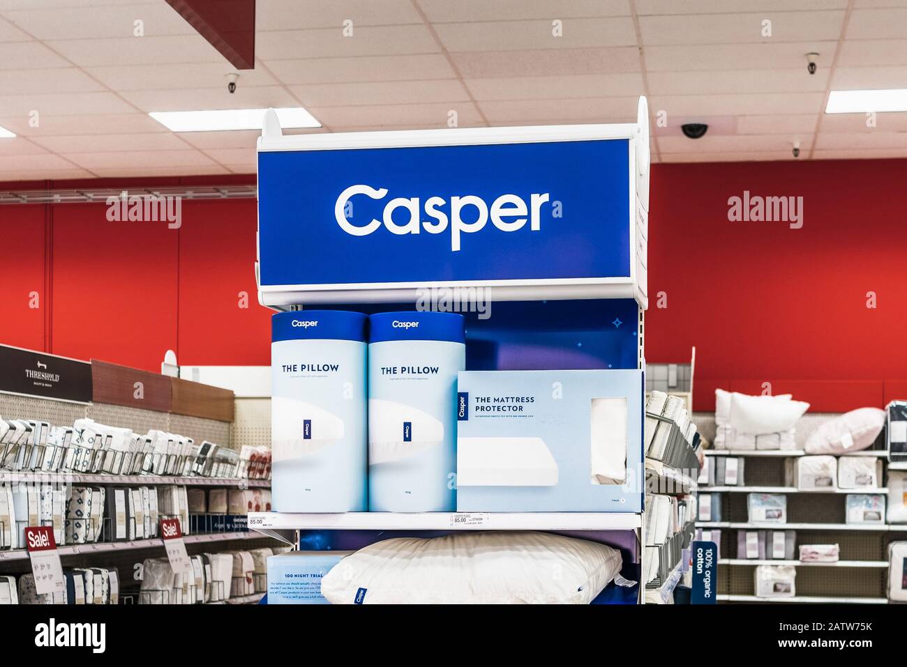 Mattress in a box hi-res stock photography and images - Alamy