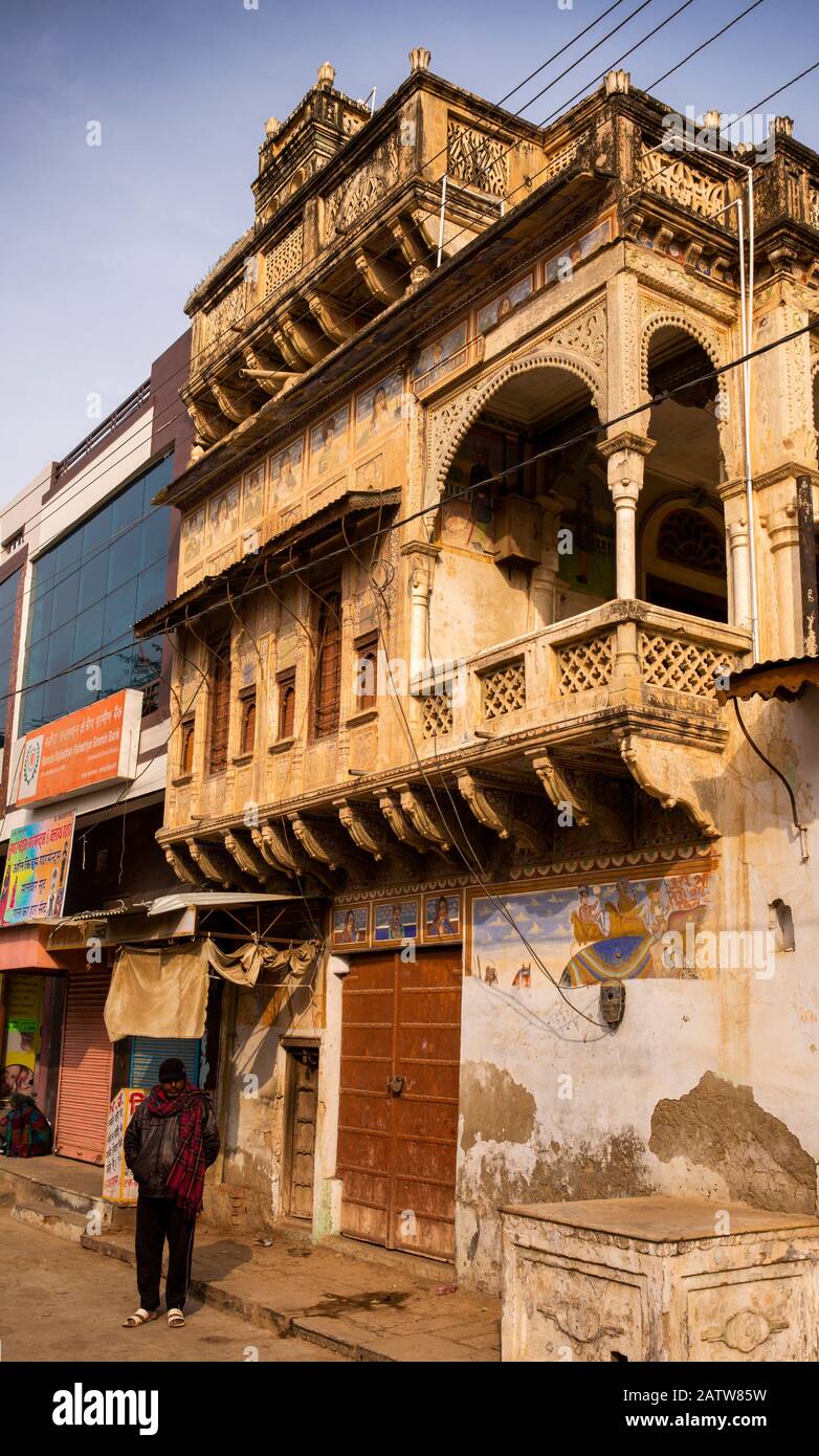 India, Rajasthan, Shekhawati, Ramgarh, old haveli in back street, with ...