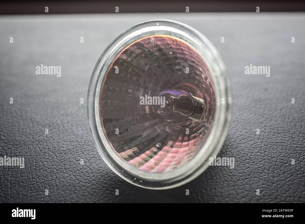 Halogen lamp illuminant with filament Stock Photo - Alamy