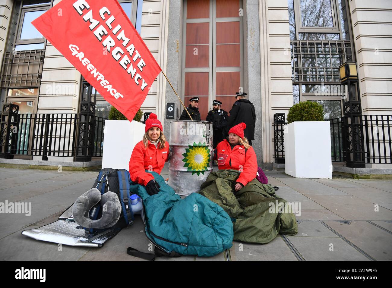 Bp st james square hi-res stock photography and images - Alamy