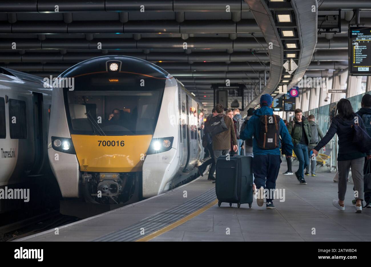 British rail class 700 desiro city hi-res stock photography and images - Alamy