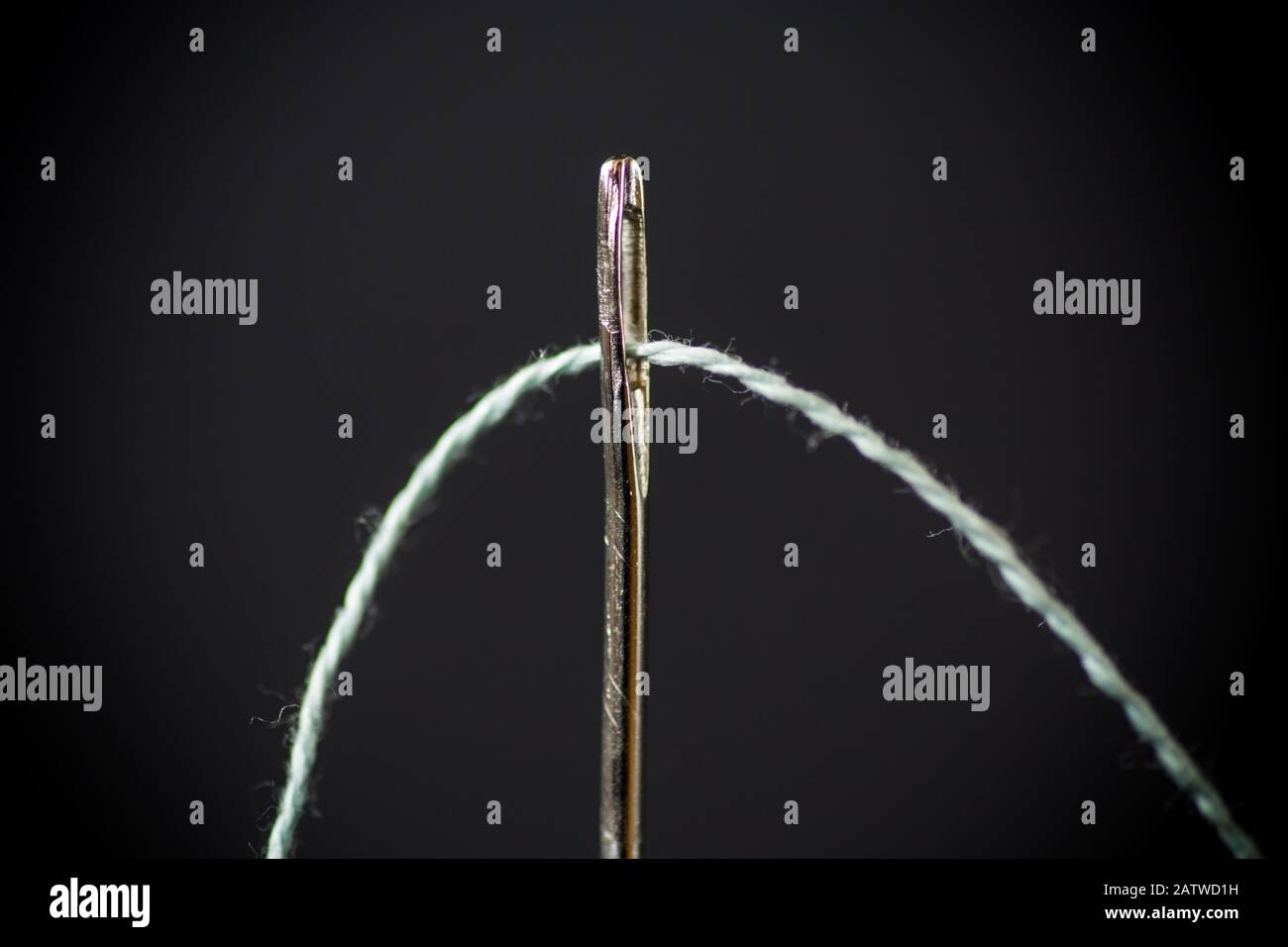 Threading in metal hi-res stock photography and images - Alamy