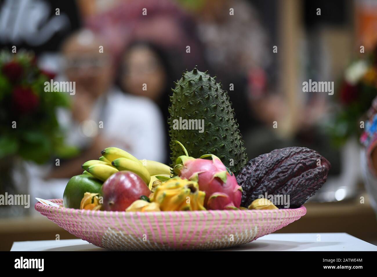 Fruits exhibitions hi-res stock photography and images - Alamy