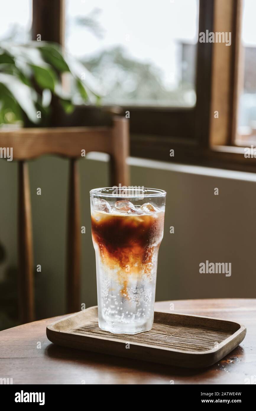 Tonic barista hi-res stock photography and images - Alamy