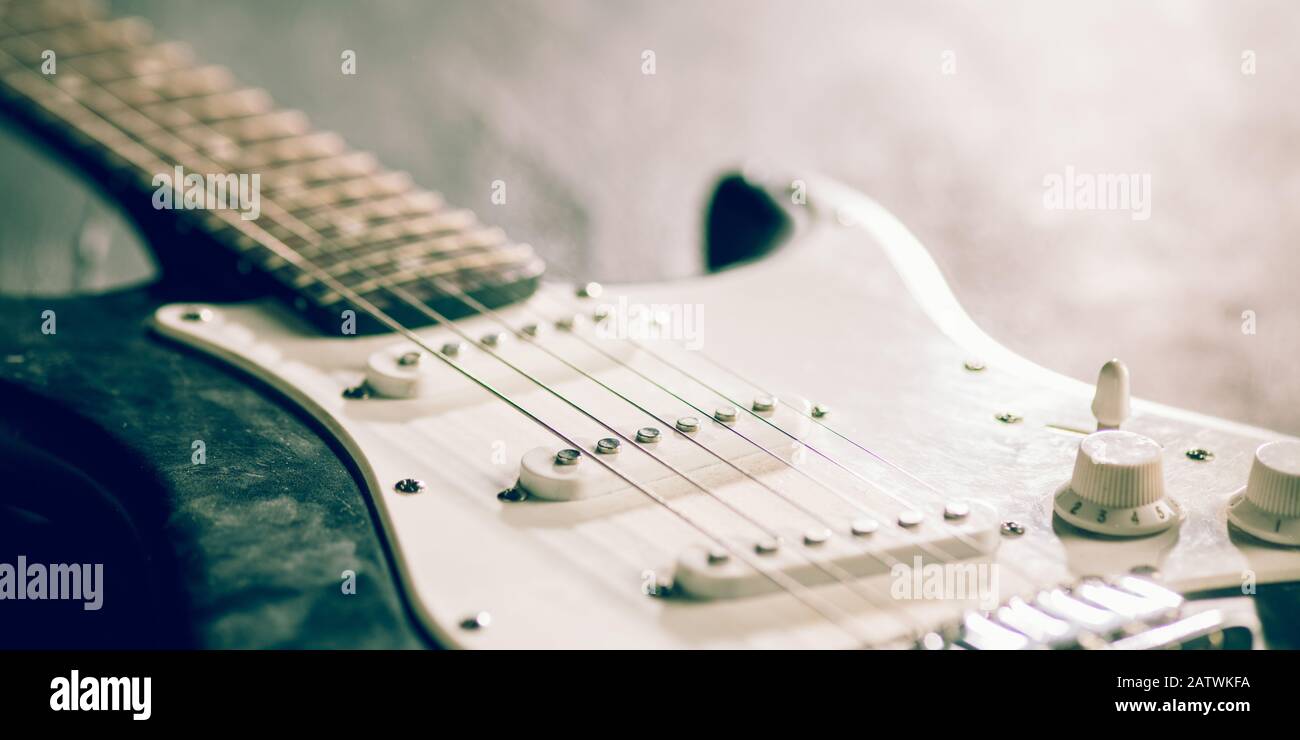 Vintage Guitar Wallpaper