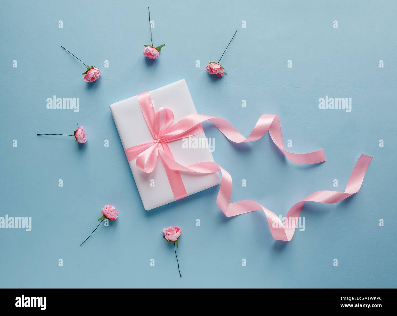 Present on bright table hi-res stock photography and images - Alamy