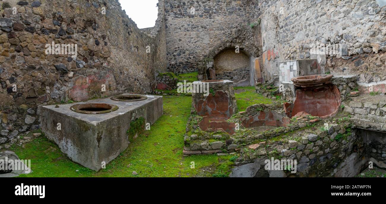 Ercolano Herculaneum ancient ruins view Stock Photo - Alamy
