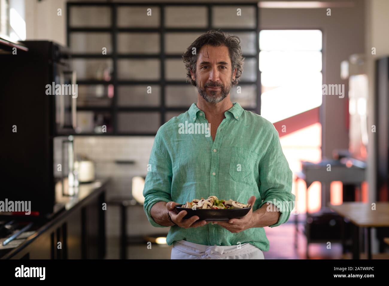 Chef making dish hi-res stock photography and images - Alamy