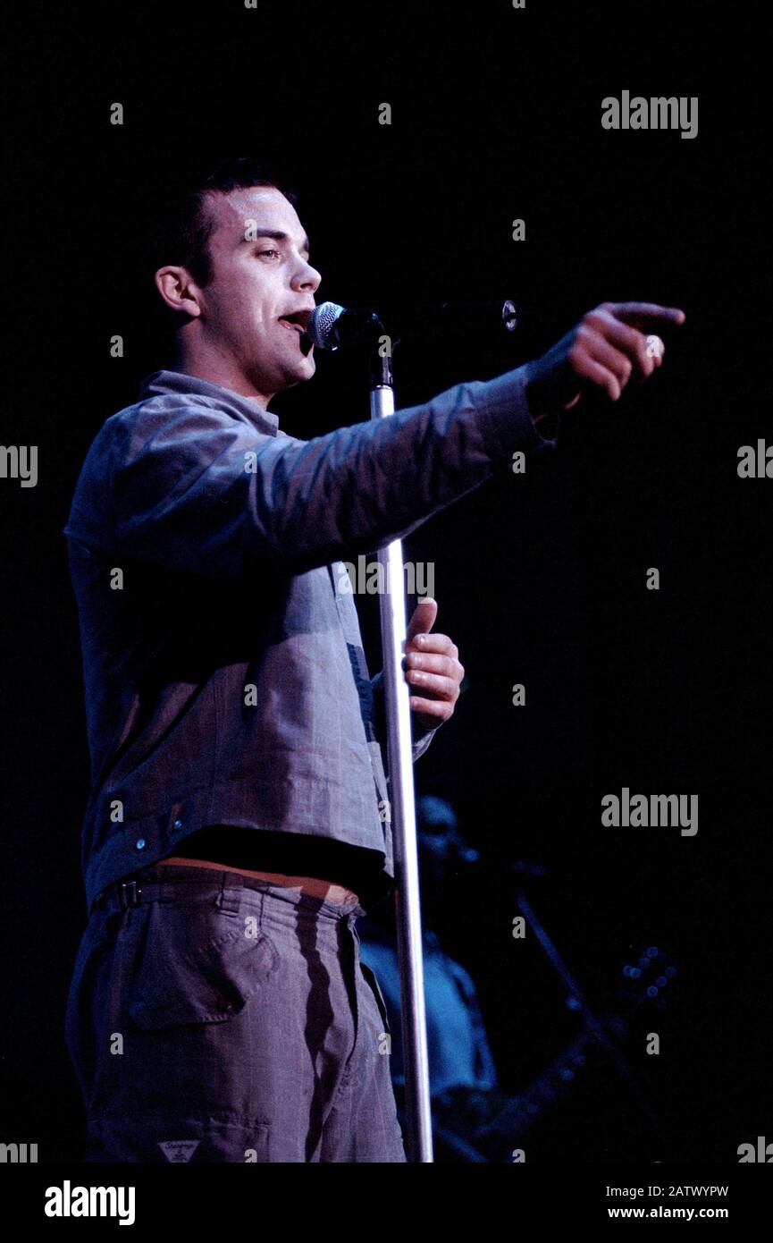 Milan Italy 23/11/1997 Live concert of Robbie Williams at the Rolling ...