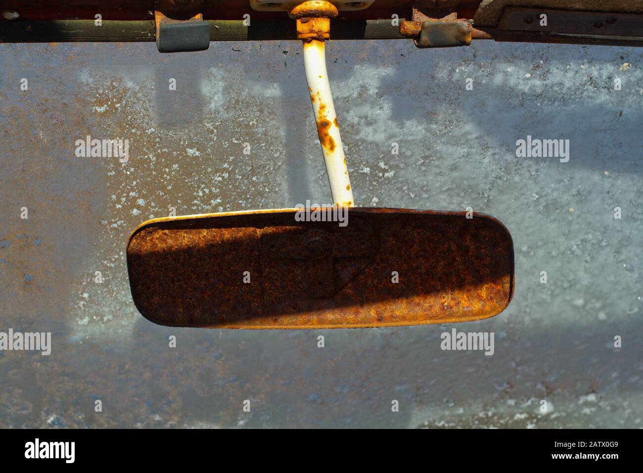 Rusted vehicle hi-res stock photography and images - Alamy