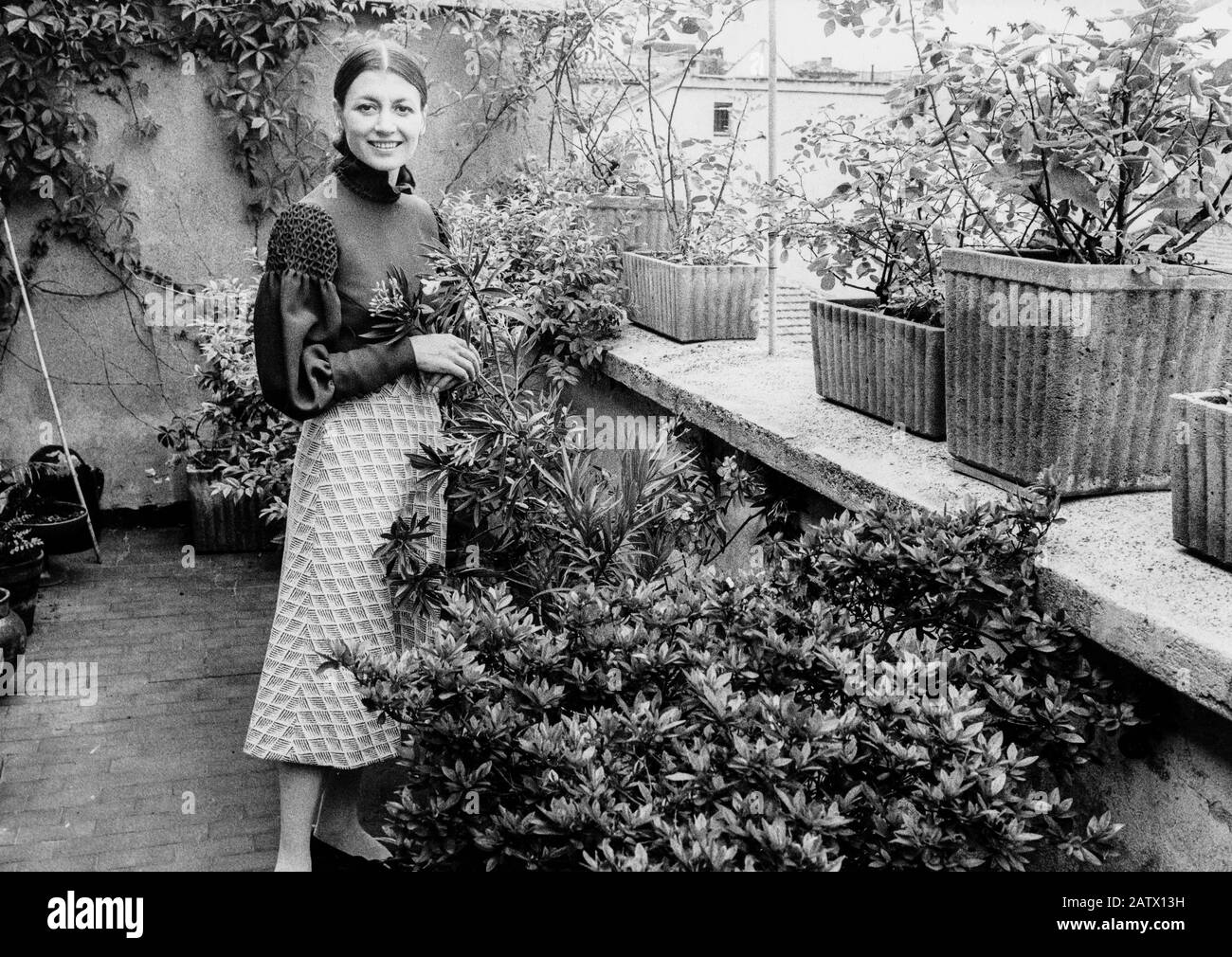 Ballet sixties hi-res stock photography and images - Alamy