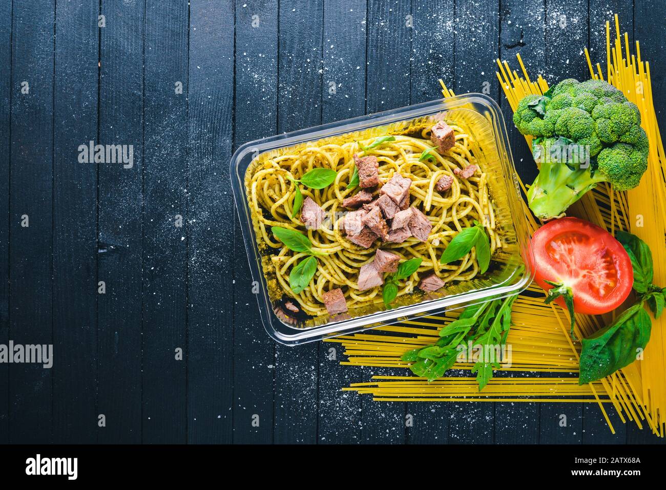 Pasta with meat and fresh vegetables. Healthy Diet Food. Lunch Boxing ...